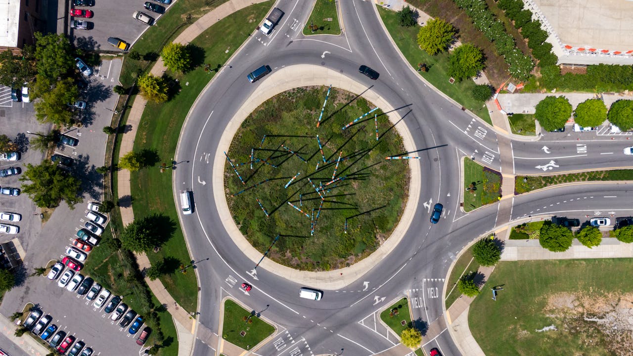 Mastering Roundabouts: Tips and Techniques for Navigating Complex Junctions