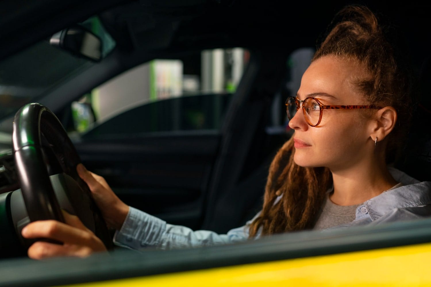 Safe Teen Driving: Tips and School Selection